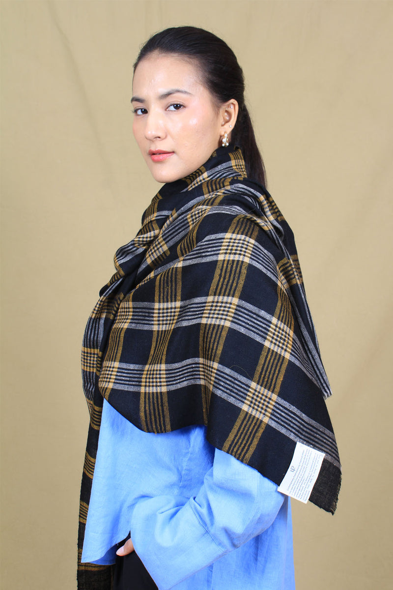 Symphony Black and white Check Stole – Pashmeladakh